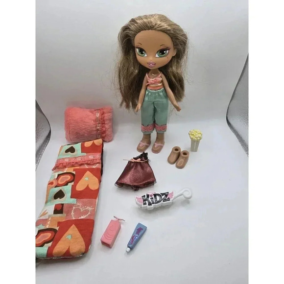 Bratz | Toys | Mga Bratz Kidz Yasmin Sleepover Adventure Doll ...